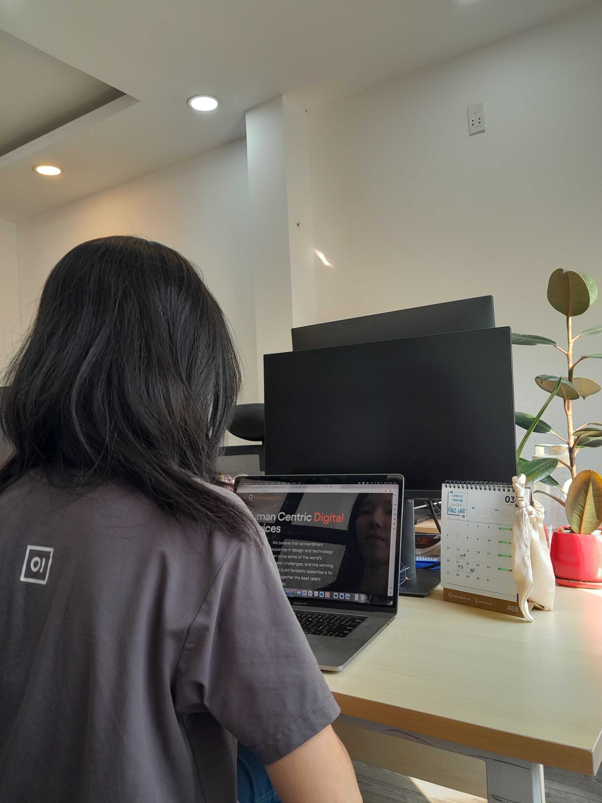 Breaking Down Barriers: The Importance of Equity at Oivan - Oivan